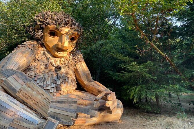 Bainbridge Island Discovery Tour - Sakai Park and Pia the Peacekeeper Troll: Whimsy Meets Art