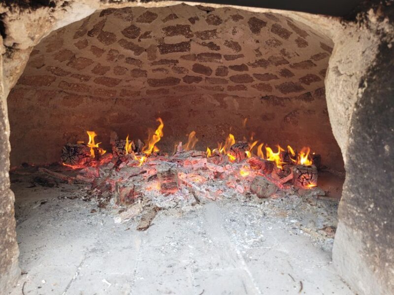 Bake Your Bread Outdoor Workshop - Who This Experience is Best For