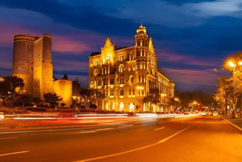 Baku: Night Tour with Old City, Highland Park, and Mosque - Exploring Baku at Night: A Guided Tour of Old City, Highland Park, and the Mosque