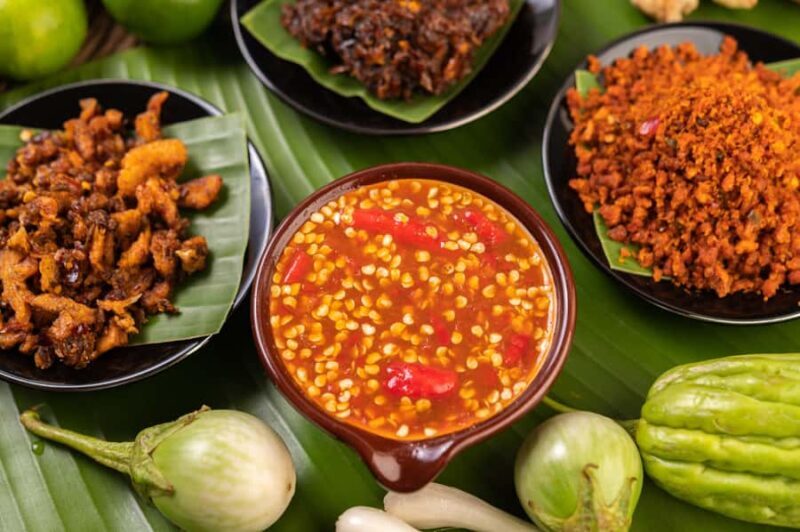Bali: A Taste of Local Life with Over 15 Different Tastings - A Balinese Welcome: Starting at Jalan Gajah Mada