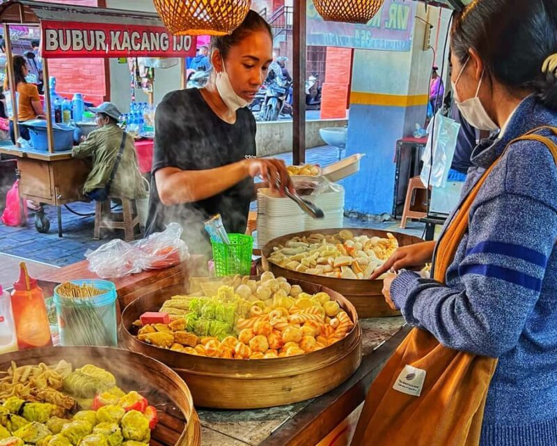 Bali: A Taste of Local Life with Over 15 Different Tastings - Visiting a Family-Run Warung – Home Cooking in a Hidden Gem