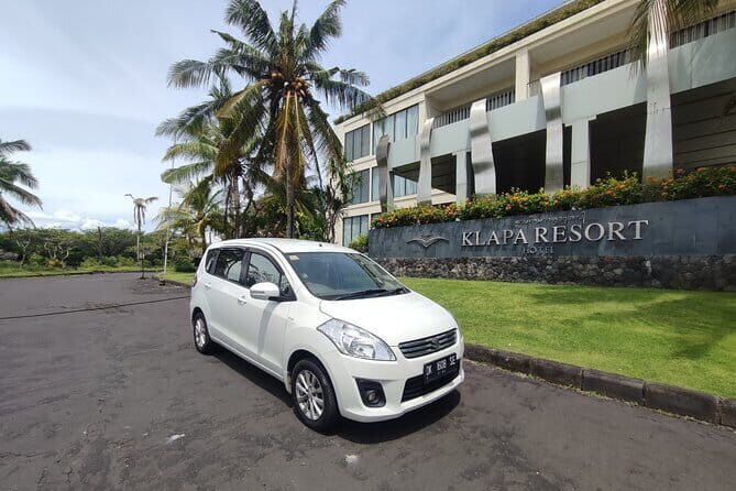 Bali Airport Transfer Check in or Check out with VIP Luxury Car - How Does It Compare?