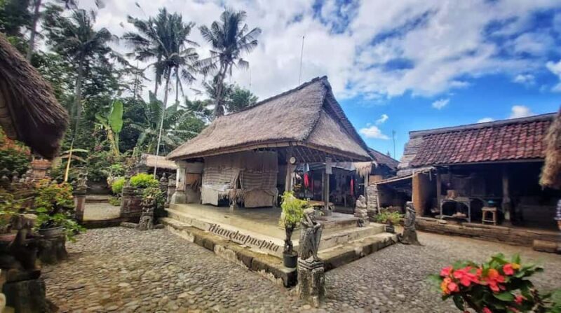 Bali: Ancient Balinese Houses and Mengening Temple Tour - Key Points