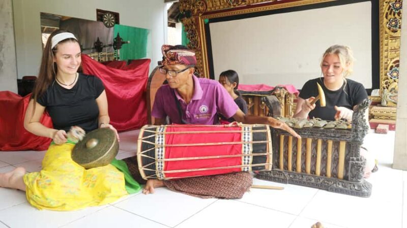 Bali : Balinese Dance Class for All Levels led by instructor - Who Should Consider This Experience?