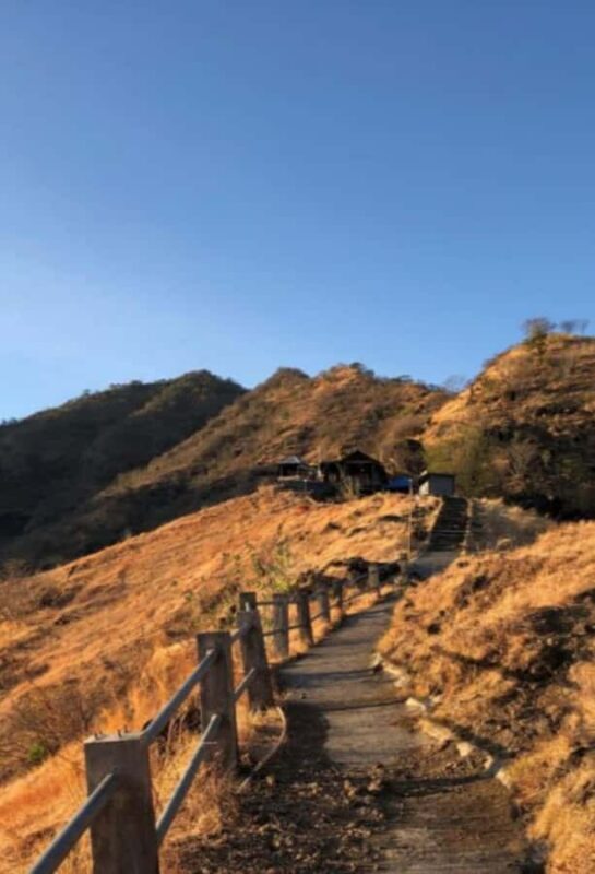 Bali: Batu Kursi Hill Hike with Local Guide - The Trail and the Climb