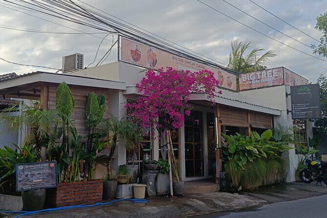 Bali Canggu Jewelry Making Class with 7 Grams of Silver - Location and Setting: A Creative Space in Canggu