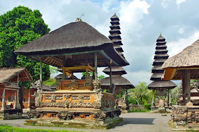 Bali Car-Charter: Half Day Tanah Lot Sunset Tour - Transportation and Service: What to Expect