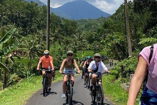 Bali Downhill Cycling Kintamani to Ubud with Private Transfer - Discovering Bali on Two Wheels: An In-Depth Review
