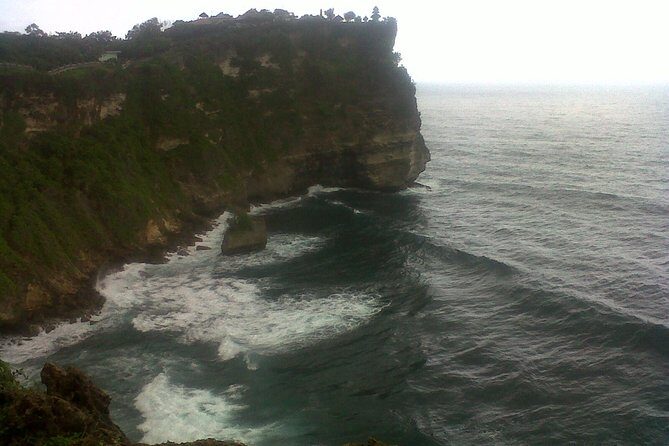 Bali Famous Beach, Kecak Dance, Uluwatu Temple, Sunset, Dinner - Analyzing the Value