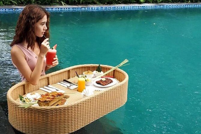 Bali Floating Pool Lunch at Beach View Restaurant Nusa Dua - Key Points