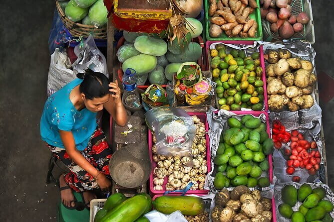 Bali Full Day-Tour: Denpasar City and Tanah Lot Sunset Tour - The Tour Experience: A Day of Culture and Scenery