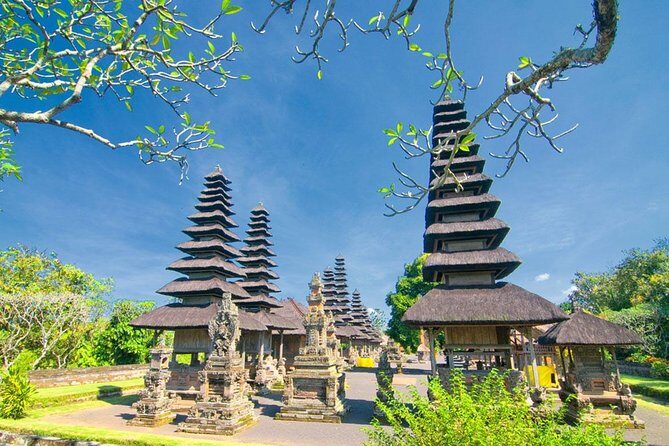 Bali Half-Day TANAH LOT SUNSET, Taman Ayun Temple with Dinner - Who Should Consider This Tour?