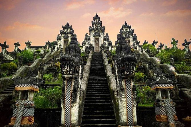 Bali Instagram Tour: Lempuyang Temple, Tirta Gangga and Tukad Cepung Waterfall - Authentic Experiences and Guide Insights