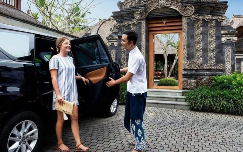 Bali: Kecak Dance at Melasti Beach with Jimbaran Dinner - Who Will Love This Experience?