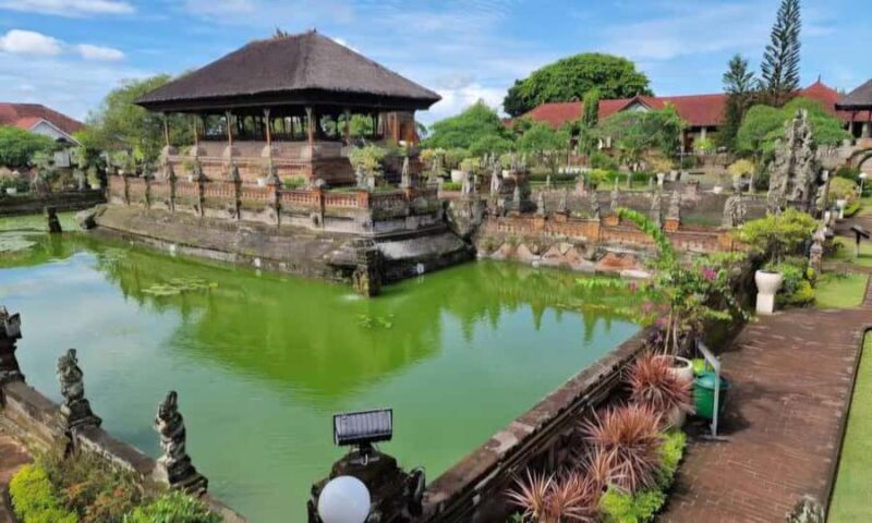 Bali: Klungkung City Tour and Night Market Experience - Considerations for Potential Travelers
