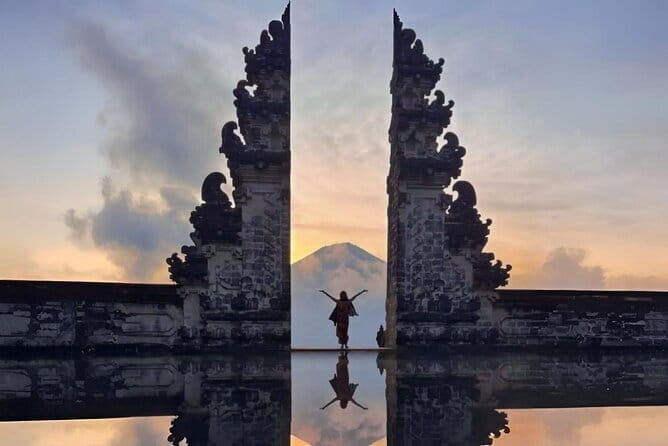 Bali: Lempuyang Temple, Waterfall & Rice Terrace Private Tour - Key Points