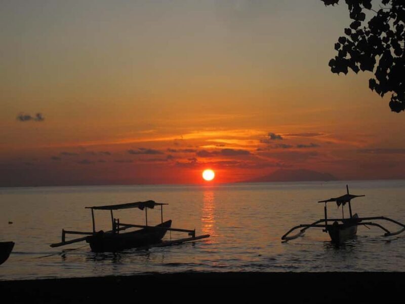 Bali: Lovina Sunset Tour with Snorkeling Experience - Practical Aspects & Value