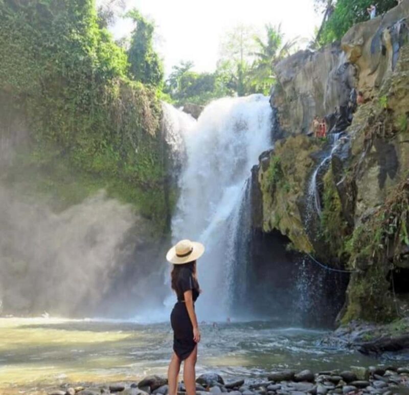 Bali: Monkey River, Tegenungan Waterfall and batuan temple - FAQ