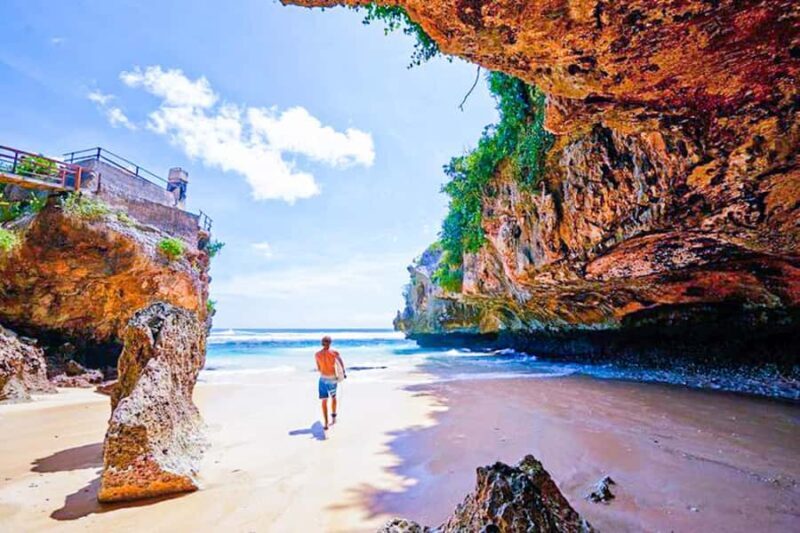 Bali: Monumental Grace, Art Reflection and Hidden Calm Shore - Key Points