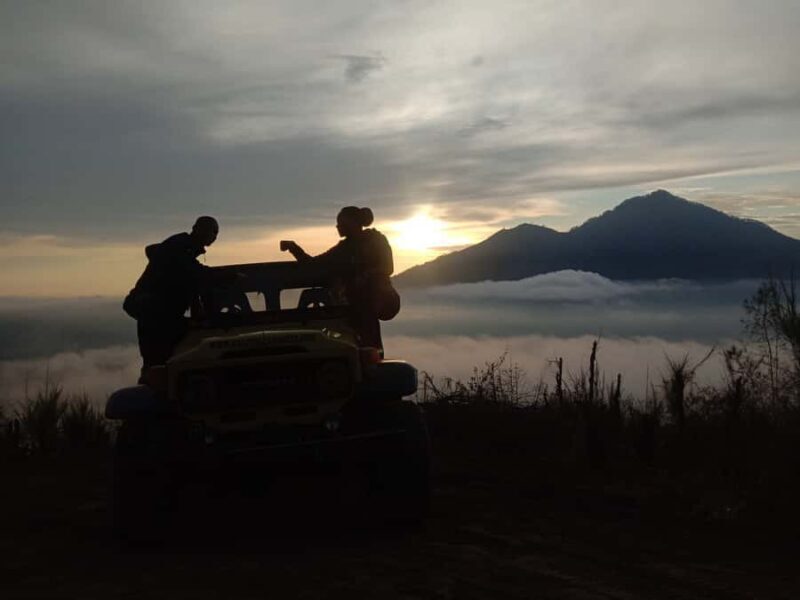 Bali: Mount Batur Sunrise Jeep Tour with Jungle Swing - The Value of Guides and Photos