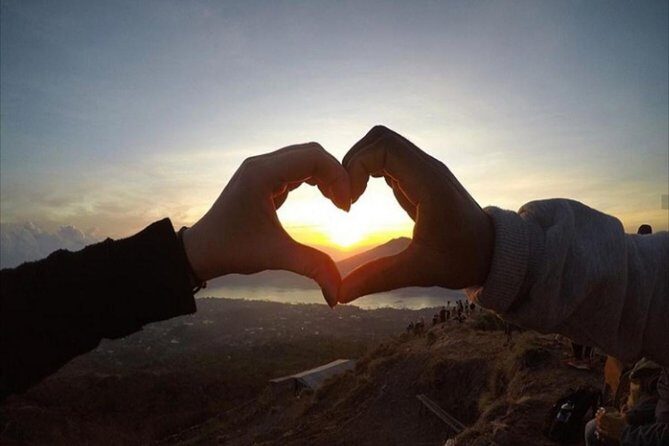 Bali: Mt Batur Sunrise Trekking with Breakfast Atop - Climbing Before Dawn — An Unforgettable Night Sky