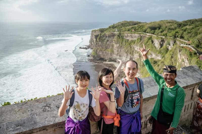 Bali: Padang Beach, Uluwatu Kecak Fire Dance, & Suluban Tour - Key Points