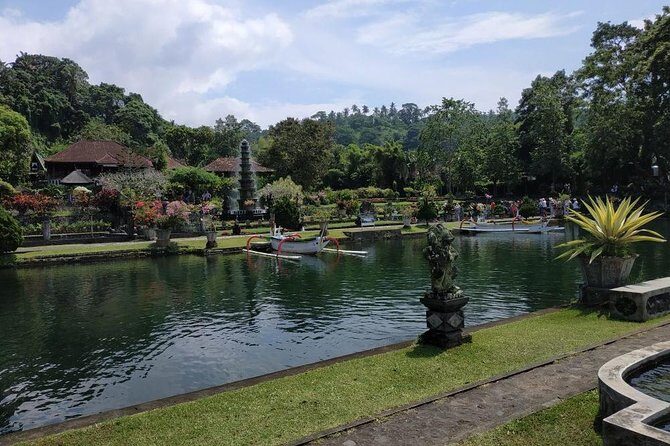 Bali Private Car Charter with Chauffeur - Deep Dive into the Costs and Value