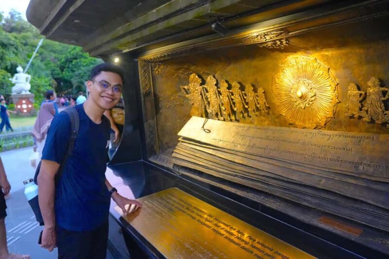 Bali: Private Evening Walking Tour with Culinary Experience - FAQ