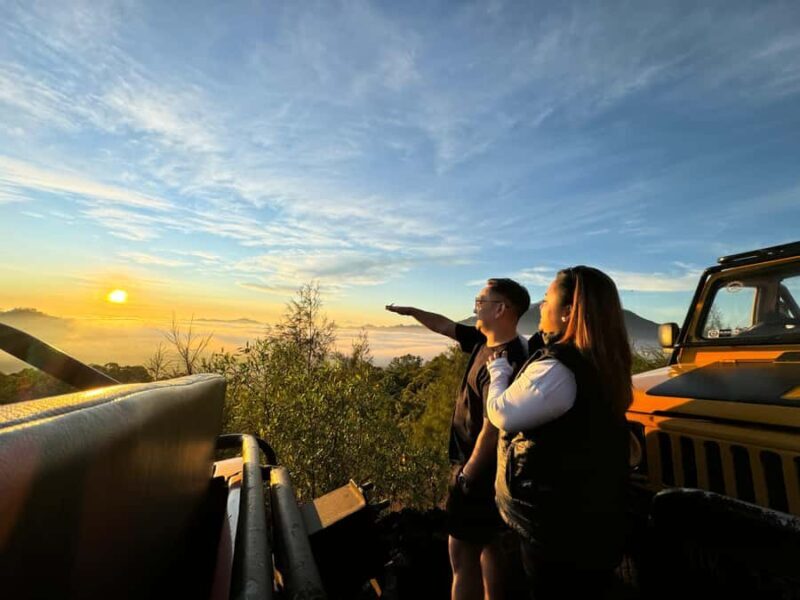 Bali : Private Sunrise Jeep Tour and Hot Spring All Include - What the Tour Offers: From Dawn till Dusk