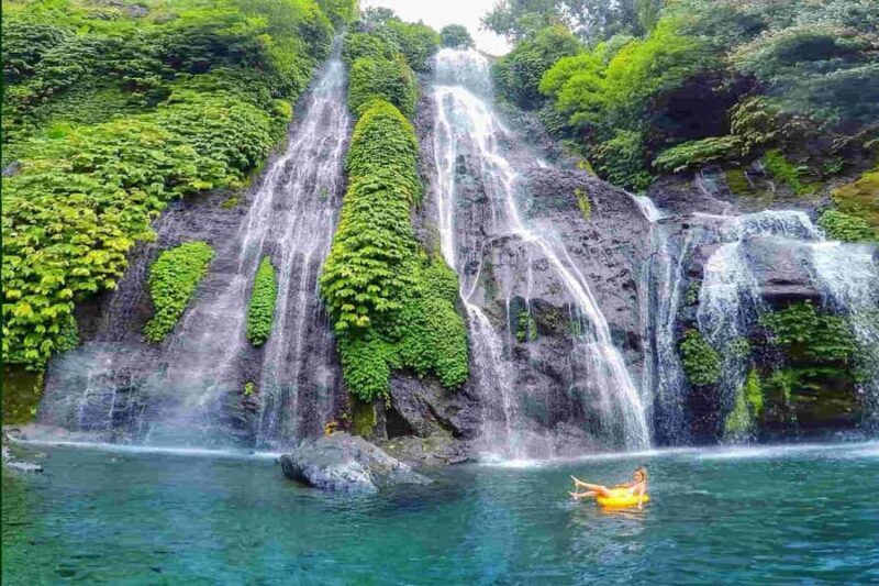 Bali: Private Waterfall Tour with Lunch and Hotel Pickup - Key Points