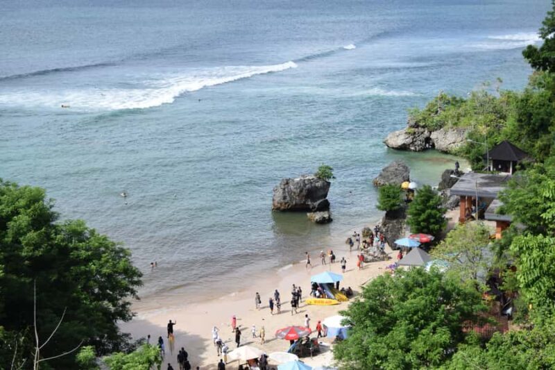 Bali: South Coast Uluwatu, Tanah Lot, and Jimbaran Day Trip - FAQs