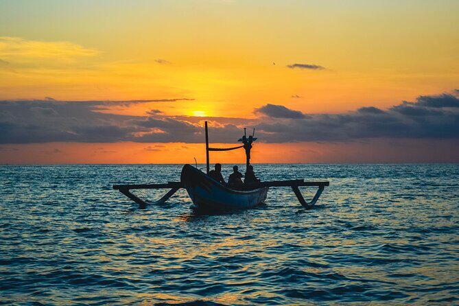 Bali Sunset Cruise by Jukung with Seafood Dinner - Dive into Bali’s Sunset and Adventure Scene
