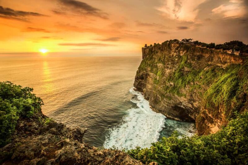 Bali Sunset: Uluwatu Temple, Kecak Dance and Jimbaran Bay - Authentic Experiences and What Travelers Say