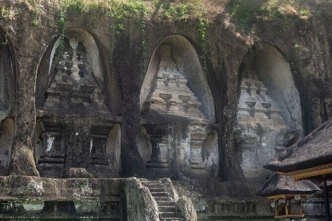 Bali Temple Tirta Empul, Gunung kawi and Elephant Cave - Starting with Mount Kawi: Carved into History
