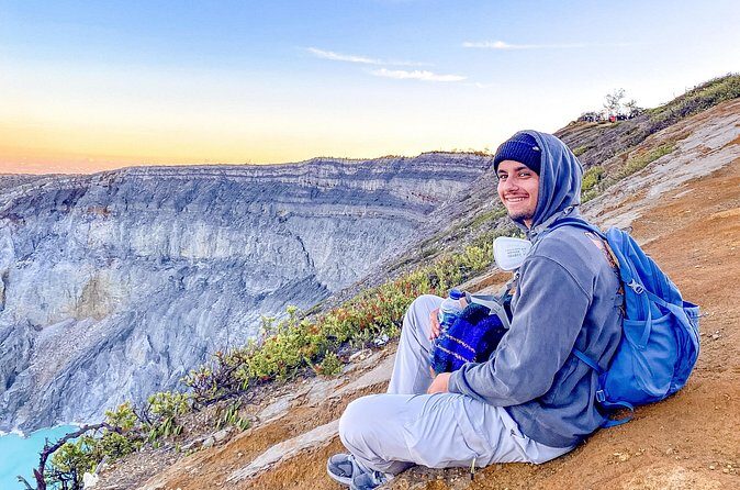 Bali to Ijen Blue Fire 1 day Tour Midnight Hike and Sunrise - Who Will Appreciate This Tour?