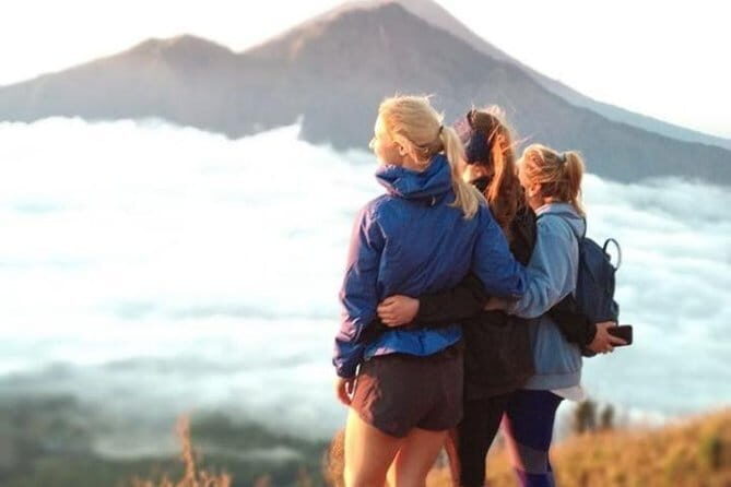 BALI TREKKING SUNRICE in TOP MOUNT BATUR - Who Will Love This Tour?