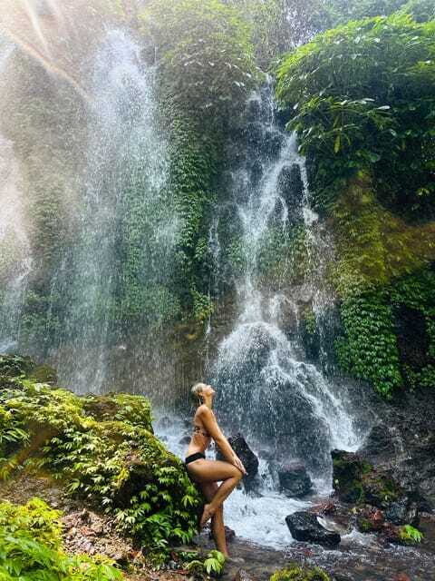 Bali: Waterfall in the forest & twin lake view tour - Who Should Consider This Tour?