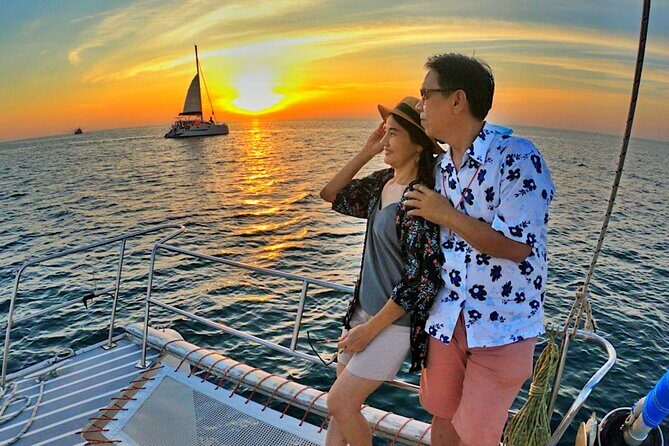 Baliblue Sunset Carnival - Yacht Party with Music and Dancer - An In-Depth Look at the Baliblue Sunset Carnival Yacht Experience