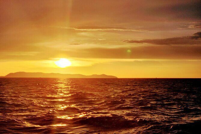 Baliblue Sunset Carnival - Yacht Party with Music and Dancer - The Sum Up