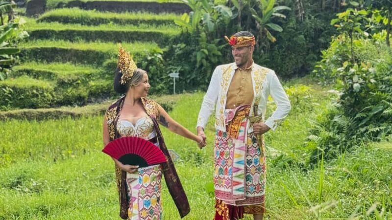 Bali:Traditional Wedding Photoshoot +Massage Rice Field View - Who Would Love This Experience?