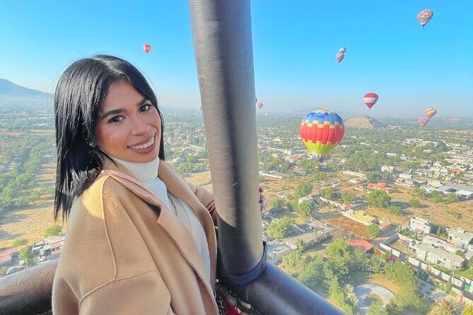 Balloon flight + Breakfast in cave + Pyramids + Pick up CDMX. - The Experience: What You Can Expect