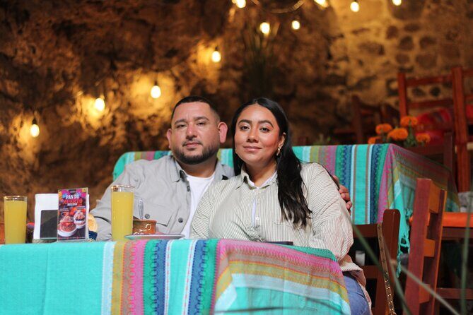 Balloon flight + Breakfast in cave + Pyramids + Pick up CDMX. - Summary