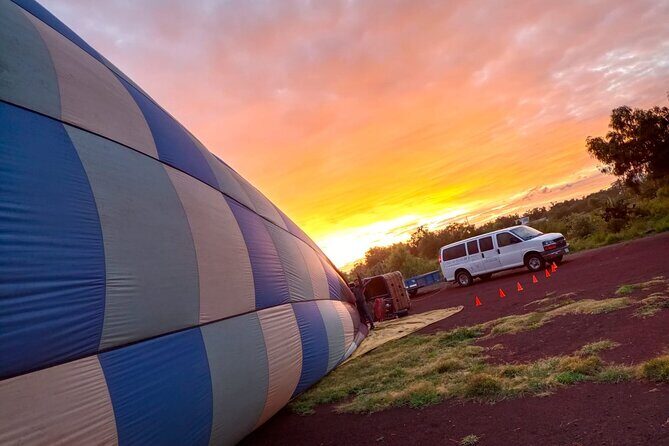 Balloon Flight over Teotihuacan with Breakfast in Cueva - An Impressive Aerial Perspective of Teotihuacan