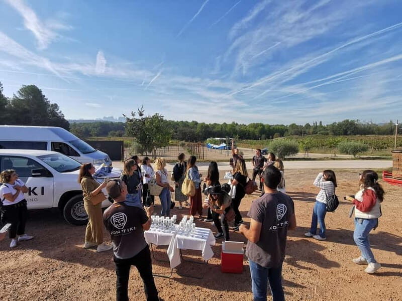 Balloon flight: panoramic view of Montserrat and Transport from Barcelona - A Practical Look at the Montserrat Balloon Experience