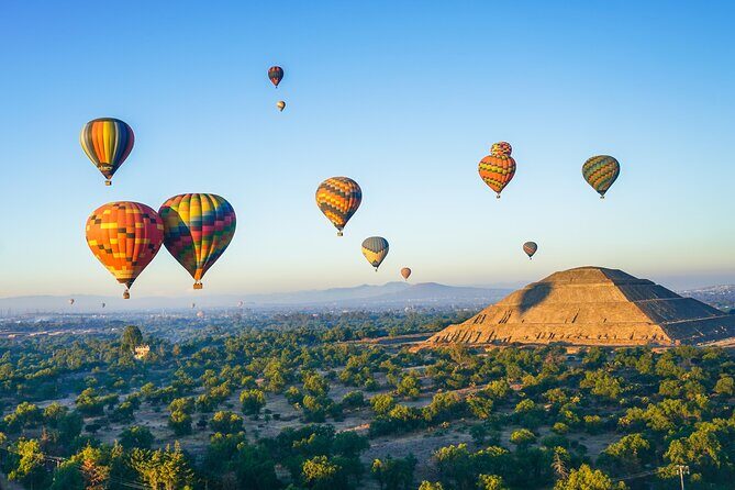 Balloon flight + pick up in CDMX + Breakfast in Cave + Pyramids - A Closer Look at the Itinerary