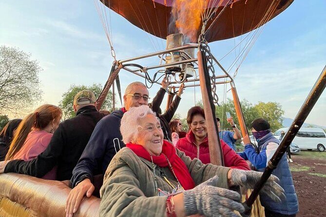 Balloon flight + PRIVATE TRANSPORTATION + Breakfast + Basilica - What Makes This Tour Stand Out