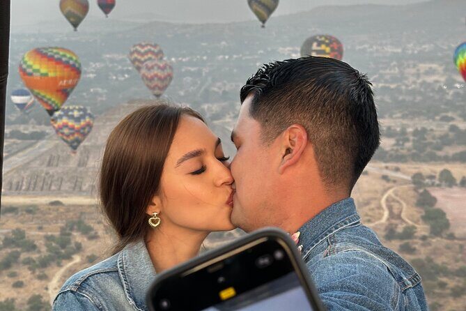 Balloon Flight with Natural Cave Breakfast and Round Trip - FAQ