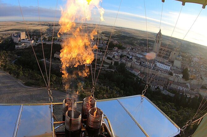 Balloon ride in Segovia with optional transportation from Madrid - A Practical Look at the Balloon Tour