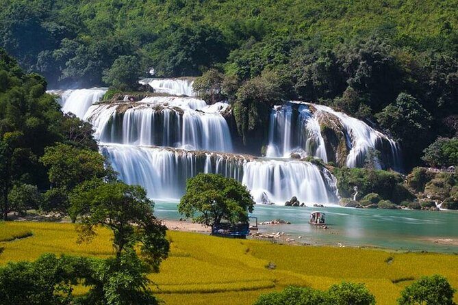 Ban Gioc Waterfall 2D1N From Hanoi Including Nguom Ngao Cave - An Overview of the Experience