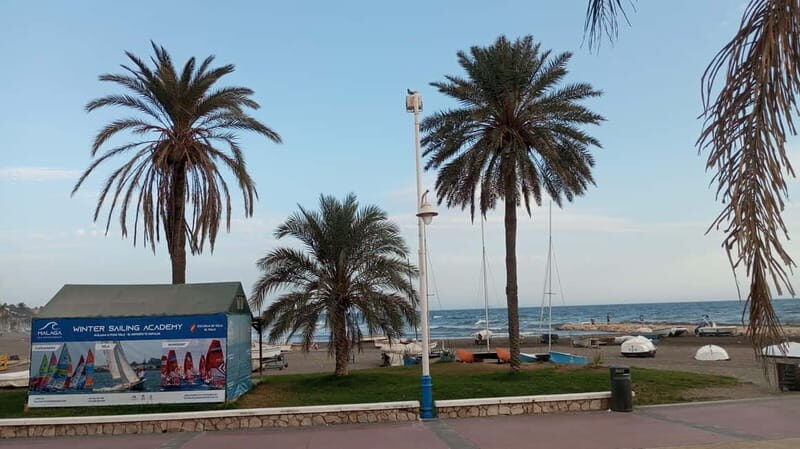 Banana boat in Malaga city, Playa del Palo - Key Points